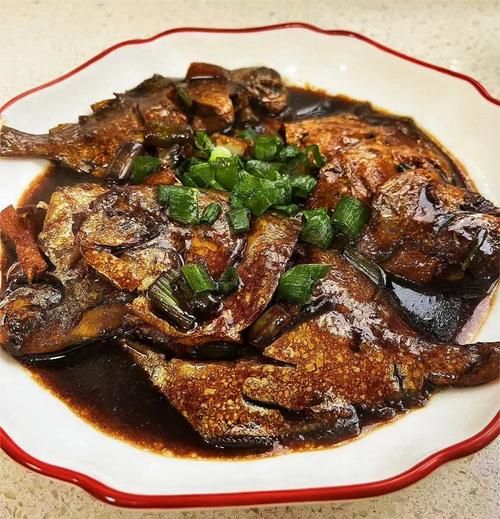 红烧红鲳鱼怎么做不腥_红烧红鲳鱼视频窍门-第1张图片-山城妙识 红烧红鲳鱼怎么做不腥_红烧红鲳鱼视频窍门-第1张图片-山城妙识