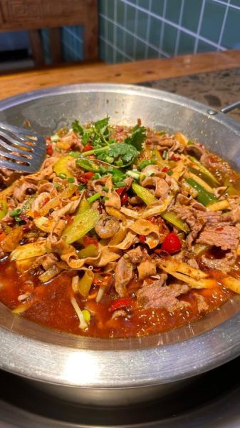 黔江鸡杂火锅怎么做_正宗做法步骤-第1张图片-山城妙识 黔江鸡杂火锅怎么做_正宗做法步骤-第1张图片-山城妙识