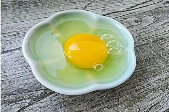 鸡蛋清敷脸多长时间_鸡蛋清敷脸多久洗掉-第2张图片-山城妙识