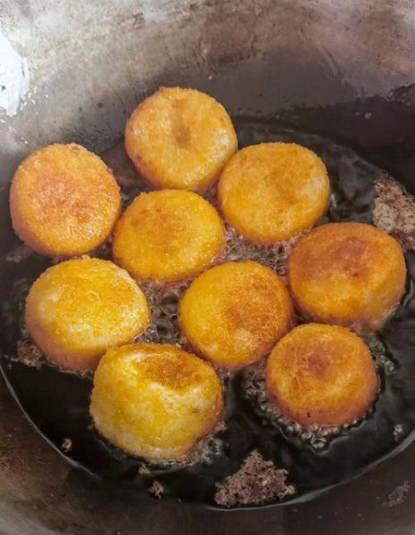 炸元宵怎么做_炸元宵不爆的秘诀-第2张图片-山城妙识