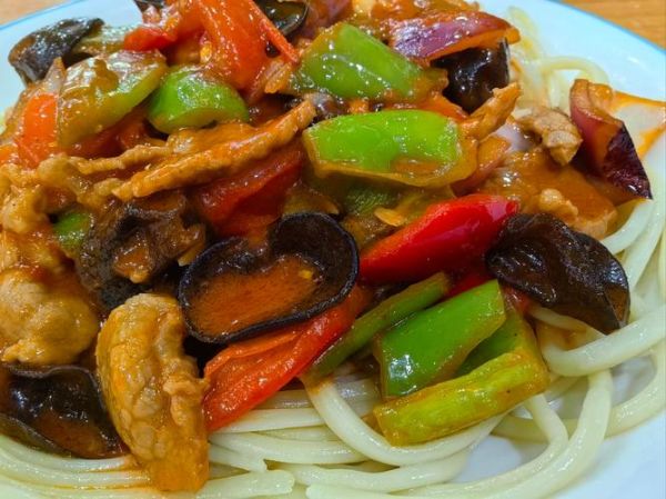 过油肉拌面怎么做_过油肉拌面正宗做法-第1张图片-山城妙识