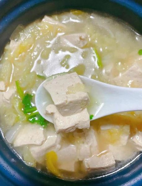 清淡豆腐白菜汤怎么做_家常做法窍门-第1张图片-山城妙识 清淡豆腐白菜汤怎么做_家常做法窍门-第1张图片-山城妙识