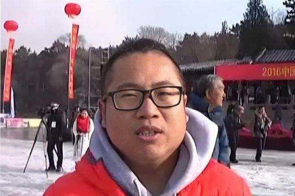 地瓜熊老六是谁_地瓜熊老六真实身份-第1张图片-山城妙识