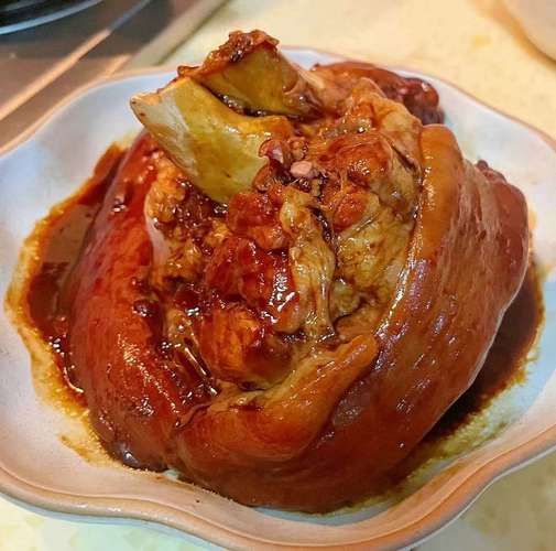 红扒肘子怎么做_家常红扒肘子最正宗做法-第3张图片-山城妙识 红扒肘子怎么做_家常红扒肘子最正宗做法-第3张图片-山城妙识