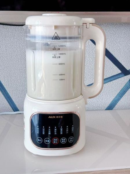 豆浆机打果汁需要加水吗_加水比例是多少-第1张图片-山城妙识 豆浆机打果汁需要加水吗_加水比例是多少-第1张图片-山城妙识