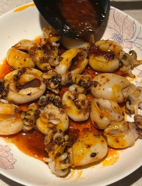 墨鱼仔怎么做好吃又简单_墨鱼仔家常做法步骤-第1张图片-山城妙识