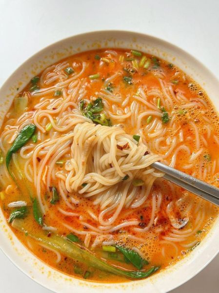 热汤冷面怎么做_冷面汤调配比例-第2张图片-山城妙识