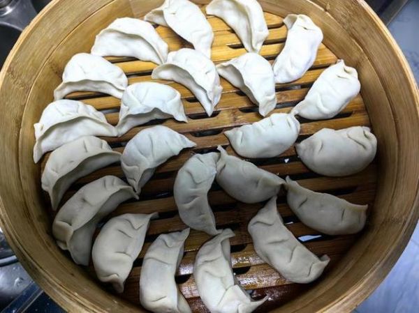 烫面蒸饺和面水温多少度_烫面蒸饺水温最佳控制-第1张图片-山城妙识