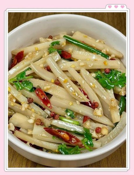 凉拌藕丝怎么做_藕丝焯水几分钟才脆-第1张图片-山城妙识