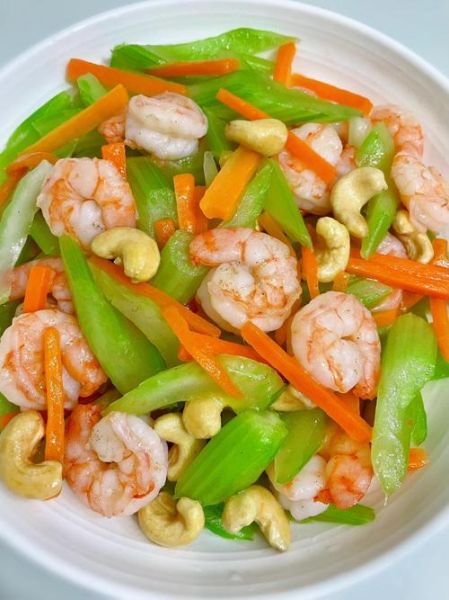 虾仁配什么炒_虾仁炒什么好吃-第2张图片-山城妙识 虾仁配什么炒_虾仁炒什么好吃-第2张图片-山城妙识