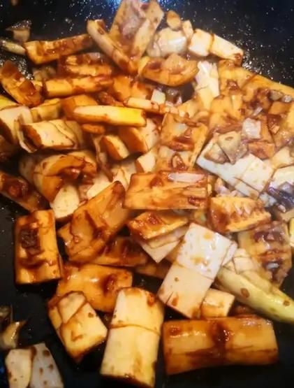 油焖冬笋怎么做_油焖冬笋为什么苦-第1张图片-山城妙识 油焖冬笋怎么做_油焖冬笋为什么苦-第1张图片-山城妙识