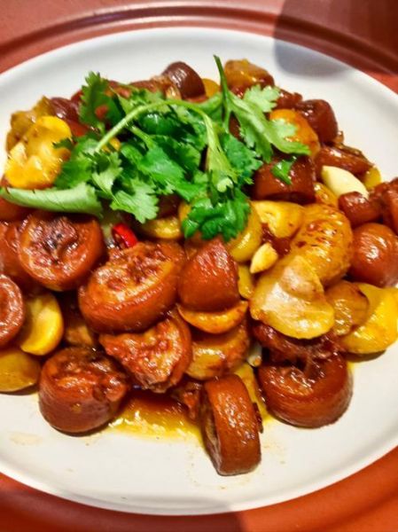 炖猪尾巴配什么好吃_炖猪尾巴最佳搭配-第2张图片-山城妙识