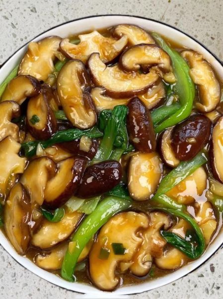 香菇菜心怎么炒好吃_香菇菜心家常做法大全-第2张图片-山城妙识