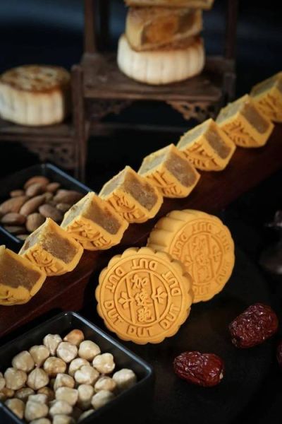 吃月饼照片真实照片怎么拍_中秋月饼拍照技巧-第3张图片-山城妙识