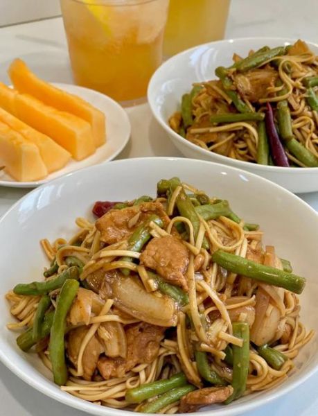 豆角焖面怎么做更入味_豆角焖面不糊锅技巧-第2张图片-山城妙识 豆角焖面怎么做更入味_豆角焖面不糊锅技巧-第2张图片-山城妙识