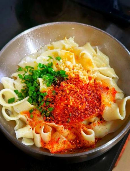 扯面怎么做才筋道_扯面配方比例是多少-第2张图片-山城妙识 扯面怎么做才筋道_扯面配方比例是多少-第2张图片-山城妙识