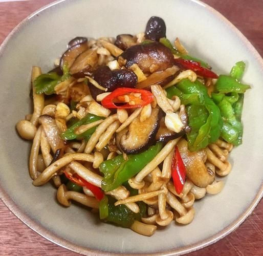 圆头小蘑菇怎么炒着好吃_圆头小蘑菇炒多久才脆嫩-第1张图片-山城妙识 圆头小蘑菇怎么炒着好吃_圆头小蘑菇炒多久才脆嫩-第1张图片-山城妙识