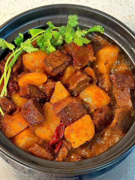 家常焖牛肉怎么做_家常焖牛肉的窍门-第1张图片-山城妙识