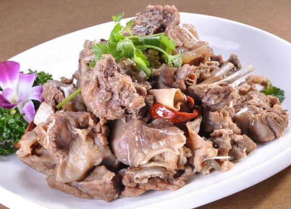 羊肉三放三不放什么调料_炖羊肉最忌什么香料-第3张图片-山城妙识 羊肉三放三不放什么调料_炖羊肉最忌什么香料-第3张图片-山城妙识