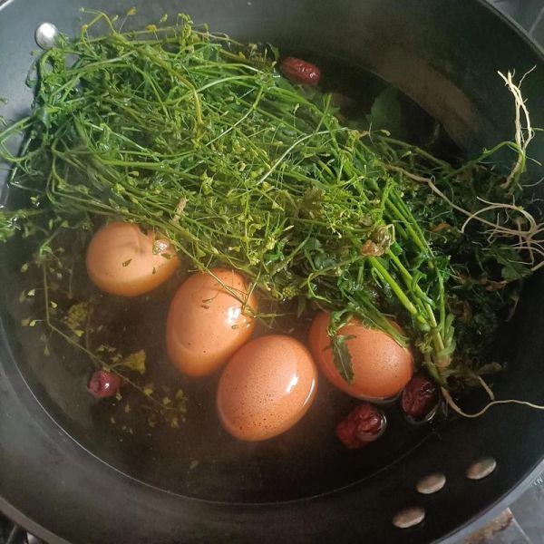 荠菜煮鸡蛋要去根吗_荠菜根能不能吃-第1张图片-山城妙识 荠菜煮鸡蛋要去根吗_荠菜根能不能吃-第1张图片-山城妙识