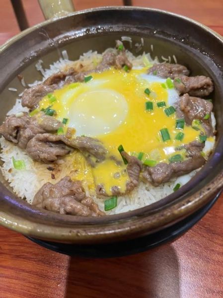 顺德煲仔饭哪里最正宗_顺德煲仔饭怎么做才地道-第1张图片-山城妙识