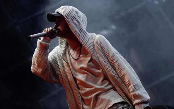 jonyj照片哪里看_jonyj高清图下载-第2张图片-山城妙识