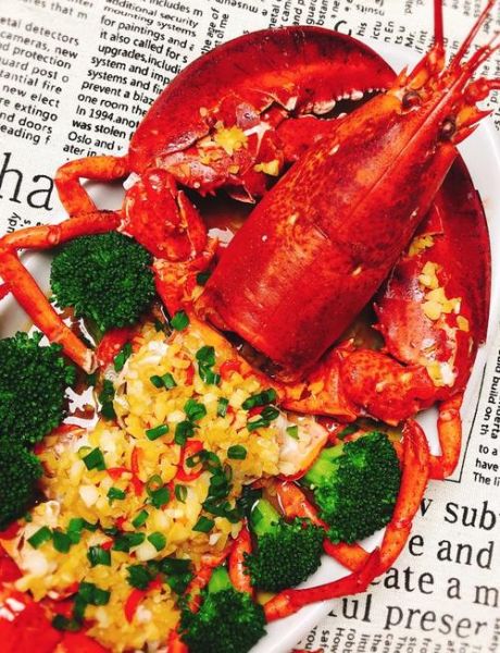 蒜蓉波士顿龙虾怎么做_蒜蓉波士顿龙虾蒸多久-第1张图片-山城妙识 蒜蓉波士顿龙虾怎么做_蒜蓉波士顿龙虾蒸多久-第1张图片-山城妙识