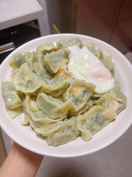 蒸饺什么馅儿最好吃_猪肉韭菜还是三鲜-第1张图片-山城妙识