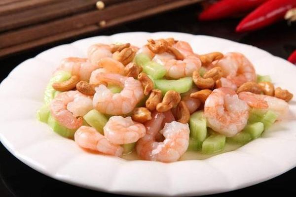 腰果虾仁用生腰果还是熟腰果_生腰果和熟腰果区别-第2张图片-山城妙识