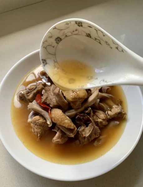 猪肚鸡怎么做才好吃_猪肚鸡正宗做法-第3张图片-山城妙识