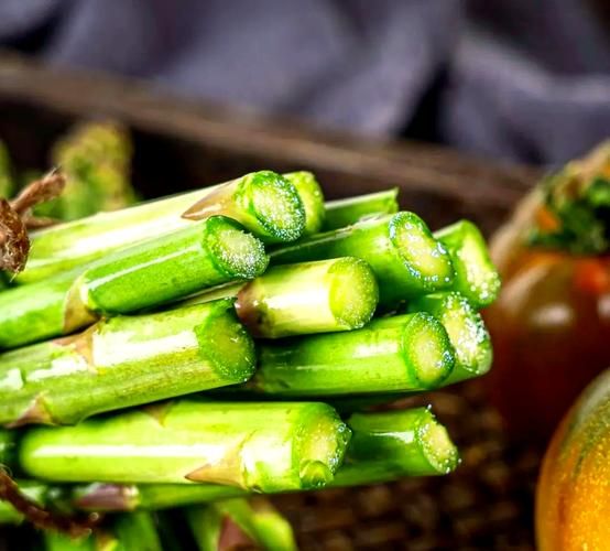 芦笋不能和什么一起吃_芦笋最佳搭配食材-第2张图片-山城妙识
