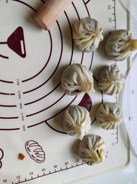 烧麦怎么包_烧麦皮怎么擀才薄而不破-第3张图片-山城妙识