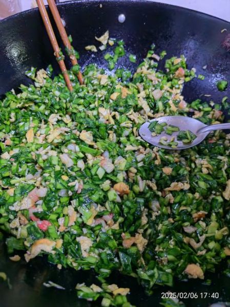 韭菜虾仁饺子馅怎么调_韭菜虾仁饺子馅做法窍门-第2张图片-山城妙识 韭菜虾仁饺子馅怎么调_韭菜虾仁饺子馅做法窍门-第2张图片-山城妙识