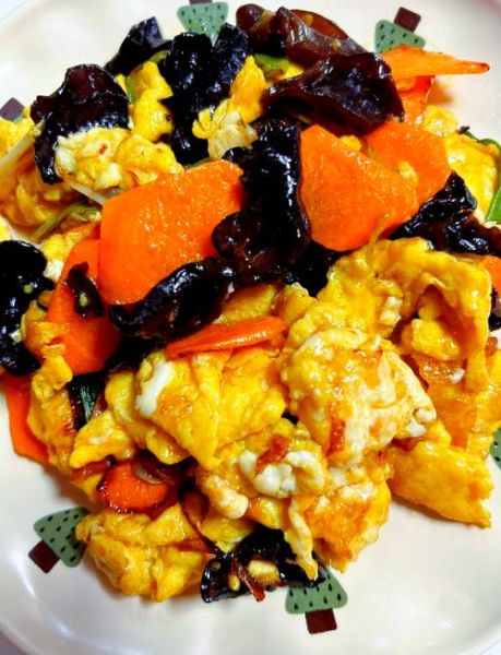 鸡蛋炒木耳有毒吗_木耳炒鸡蛋会中毒吗-第1张图片-山城妙识 鸡蛋炒木耳有毒吗_木耳炒鸡蛋会中毒吗-第1张图片-山城妙识