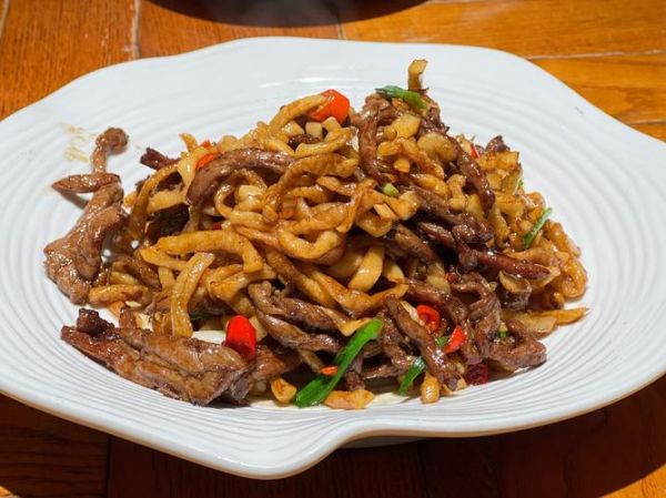 牛里脊肉怎么做最简单_牛里脊肉最简单的做法-第2张图片-山城妙识