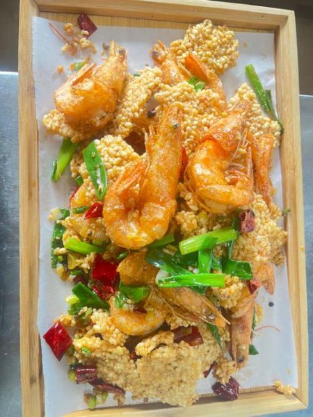 香辣锅巴虾怎么做_锅巴虾为什么酥脆-第1张图片-山城妙识 香辣锅巴虾怎么做_锅巴虾为什么酥脆-第1张图片-山城妙识