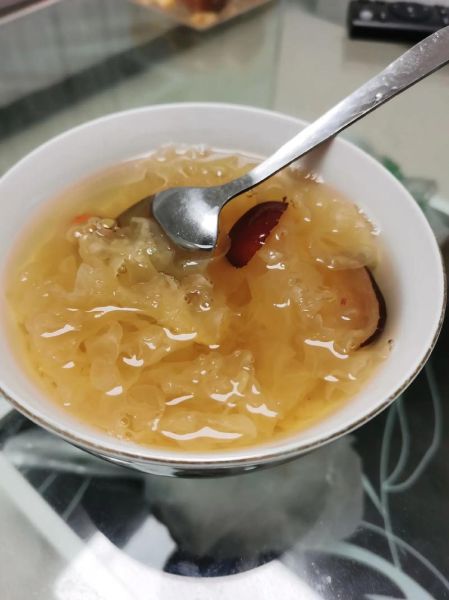 银耳汤一周喝几次合适_银耳汤每天喝可以吗-第3张图片-山城妙识