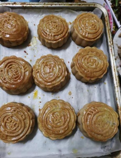 家庭自制烤月饼的做法_月饼皮怎么和面不裂-第2张图片-山城妙识