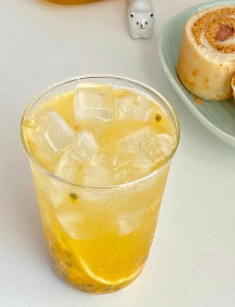 柠檬百香果蜂蜜水能减肥吗_柠檬百香果蜂蜜水什么时候喝最好-第1张图片-山城妙识