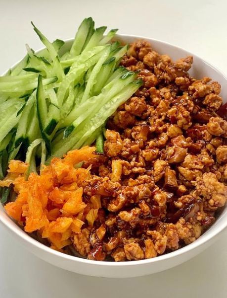 香菇卤肉面怎么做_家常香菇卤肉面做法-第1张图片-山城妙识 香菇卤肉面怎么做_家常香菇卤肉面做法-第1张图片-山城妙识