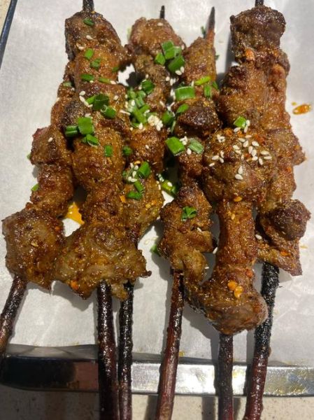 红柳烤肉有什么好处_红柳烤肉真的更健康吗-第1张图片-山城妙识 红柳烤肉有什么好处_红柳烤肉真的更健康吗-第1张图片-山城妙识