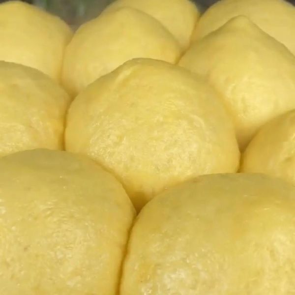 自发粉怎么和面_自发粉需要醒面吗-第1张图片-山城妙识