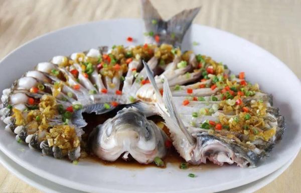 清炖武昌鱼怎么做_清炖武昌鱼需要焯水吗-第1张图片-山城妙识