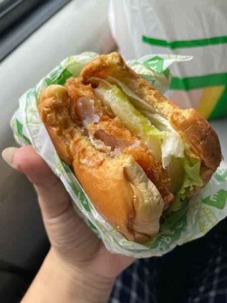 虾堡怎么做_虾堡热量高吗-第1张图片-山城妙识 虾堡怎么做_虾堡热量高吗-第1张图片-山城妙识