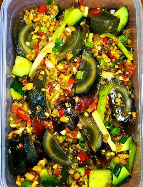 皮蛋怎么做才好吃_皮蛋的做法视频教程-第1张图片-山城妙识