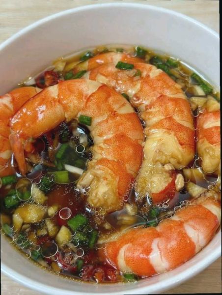 白灼基围虾怎么做好吃_基围虾白灼几分钟才嫩-第1张图片-山城妙识