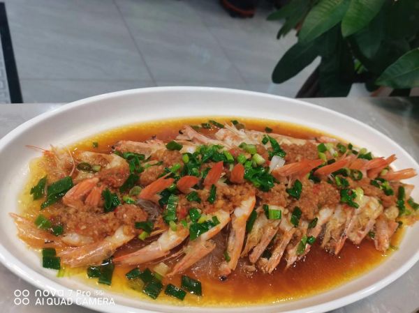 蒜蓉粉丝蒸开边虾怎么做_蒜蓉粉丝蒸开边虾蒸多久-第3张图片-山城妙识