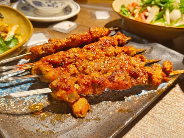 烤羊肉串图片大全高清图片_如何挑选最诱人的烤串图-第2张图片-山城妙识 烤羊肉串图片大全高清图片_如何挑选最诱人的烤串图-第2张图片-山城妙识