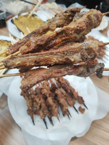 烤羊肉串图片大全高清图片_如何挑选最诱人的烤串图-第3张图片-山城妙识 烤羊肉串图片大全高清图片_如何挑选最诱人的烤串图-第3张图片-山城妙识