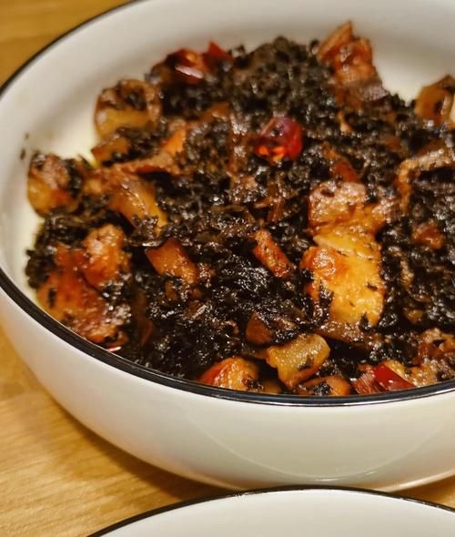 梅干菜蒸五花肉怎么做_梅干菜蒸五花肉简单做法-第1张图片-山城妙识 梅干菜蒸五花肉怎么做_梅干菜蒸五花肉简单做法-第1张图片-山城妙识